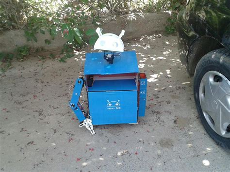 Mini Me Humanoid Robot