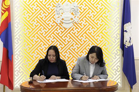 Нэг цэгийн үйлчилгээний төвүүд эх хүүхдийн өрөөтэй болно