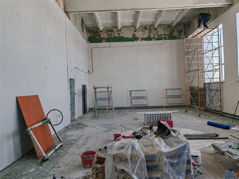 В Калининском районе в детских садах и школах идёт ремонт