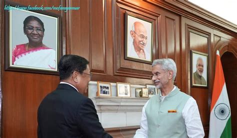 Myanmarnationalpost ဒုတိယဝန်ကြီးချုပ်နှင့် နိုင်ငံခြားရေးဝန်ကြီးဌာန၊ ပြည်ထောင်စုဝန်ကြီး ဦးသန်းဆ