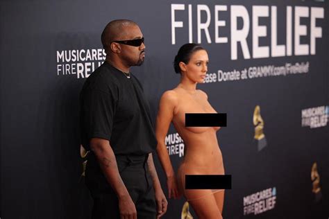 Bianca Censori Vrouw Van Kanye West Laat Niets Aan De Verbeelding