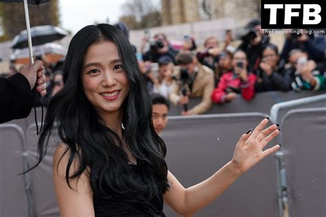 Leggy Kim Ji Soo Attends The Dior Fashion Show In Paris Photos Onlyfans Leaked Nudes