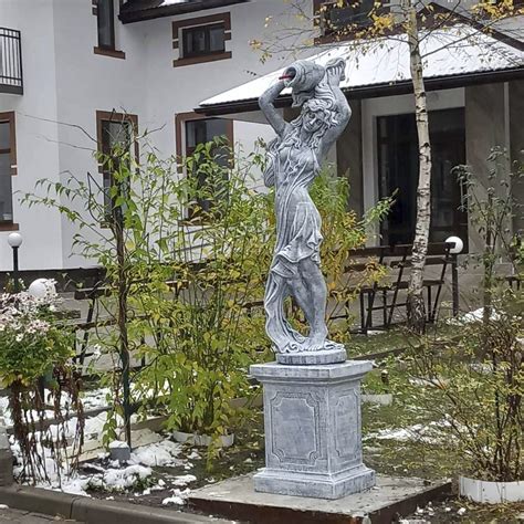 Бетонная Скульптура Девушка с Кувшином №2 для сада купить в Харькове