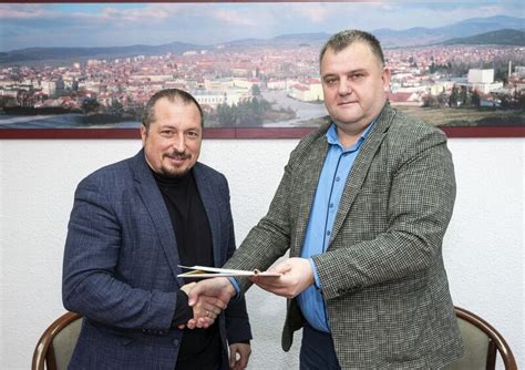 Дарителски договор между „Асарел Медет“ и Община Панагюрище за близо 4 млн лв Днес 31 януари