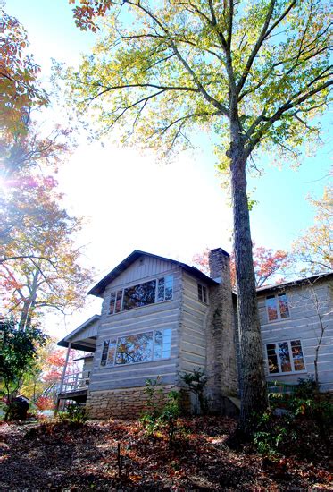 Greylogs Saving Governor Perrys Retreat