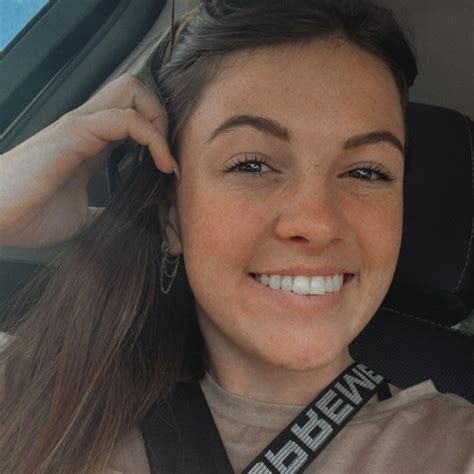 Molly Beitzel Project Manager Assistant Six Star Management Linkedin