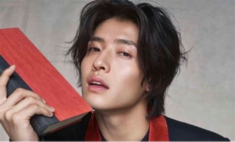 Kang Ha Neul Biodata Profil Fakta Umur Agama Pacar Drama