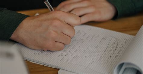 Rabiskardll 계획하는 공부하는 공책 교육 노트 녹색 셔츠 독창성 디테일 라이프스타일 마테리아 르 ・ 데스 투디 메모하는 문구 문서 반사