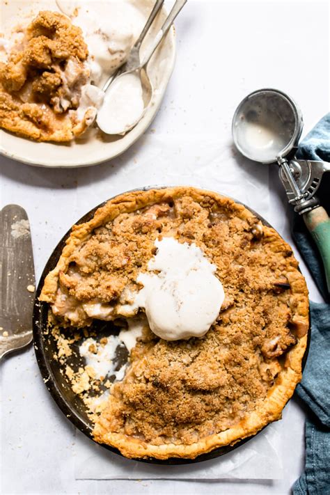 Dutch Apple Crumb Pie Recipe I Heart Eating