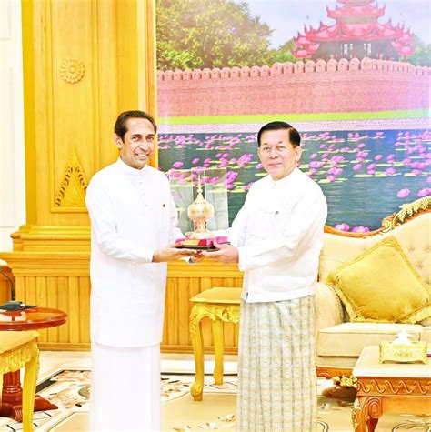 နိုင်ငံတော်စီမံအုပ်ချုပ်ရေးကောင်စီဥက္ကဋ္ဌ မြန်မာနိုင်ငံဆိုင်ရာ သီရိလင