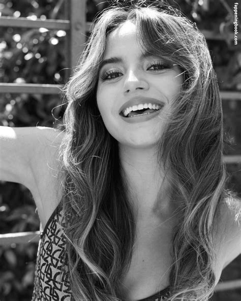 Isabela Merced Isabelamerced Nude The Fappening Photo 6439925 Fappeningbook