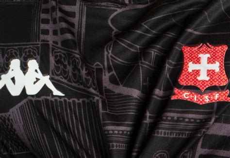Entre Odios Y Amores Santa Fe Presentó Su Nueva Camiseta Sin El Escudo