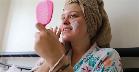 Skin Elasticity What It Is And Ways To Improve It