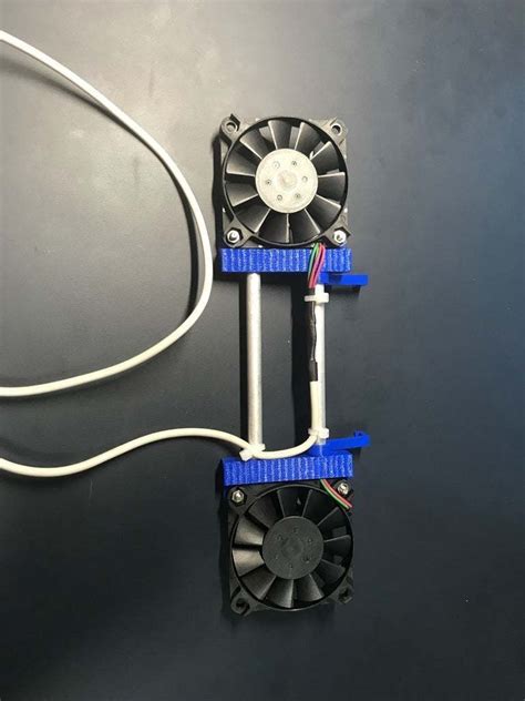 Бесплатный Stl файл Surface Pro 4 Cooling Rack 🔧 ・3d печатный объект