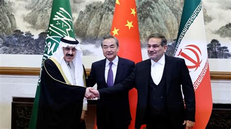 中国促成沙特和伊朗复交美国变成了跳脚酸鸡 凤凰网