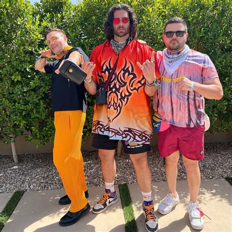 Hasanabi Outfit From April 17 2022 Whats On The Star