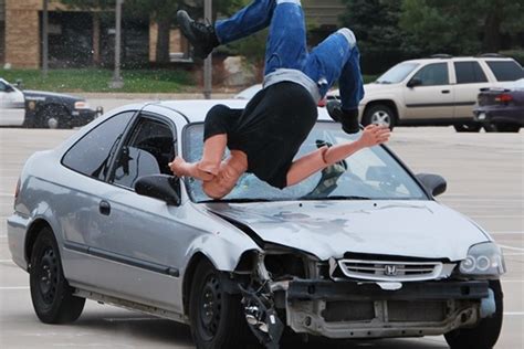 Automobile Vs Pedestrian