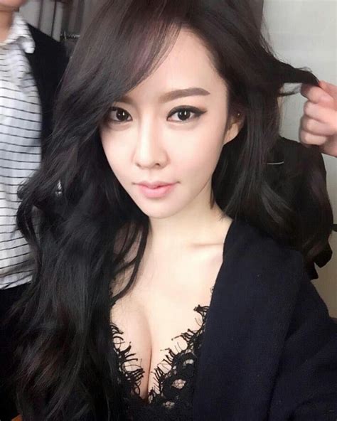 에로배우 지은서