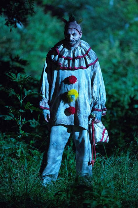 American Horror Storys Twisty The Clown A Lesson In Mixing Masks And