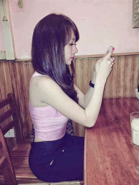 G I Xinh Khoe H Ng P Nh Girl Xinh Sinhthanh Xtgem Com
