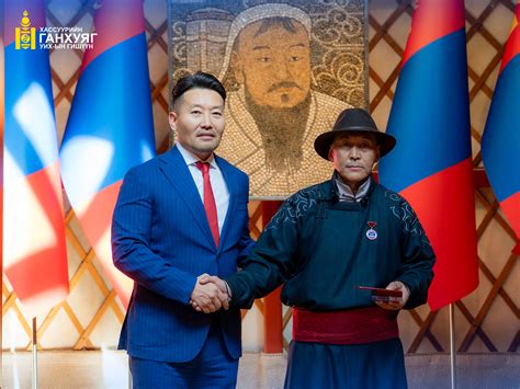 Хассуурийн Ганхуяг Added A New Photo Хассуурийн Ганхуяг