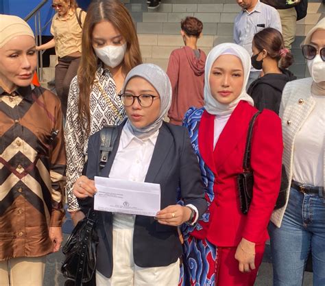 Bugil Ramai Ramai Kontestan Miss Universe Indonesia Menangis Diminta Jangan Malu