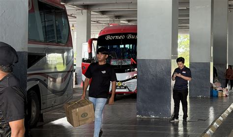 Eksklusif Terminal Bas Kuching Sentral Sesak Menjelang Krismas