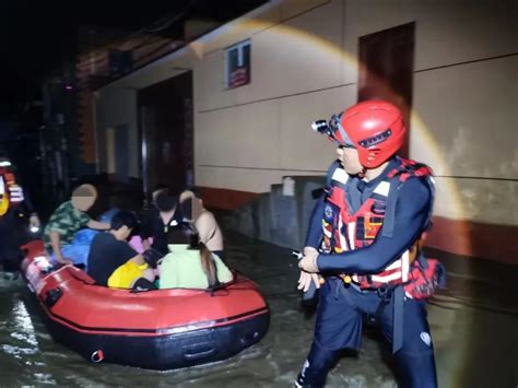 “滴滴公益救援队”驰援暴雨救灾一线 速途网