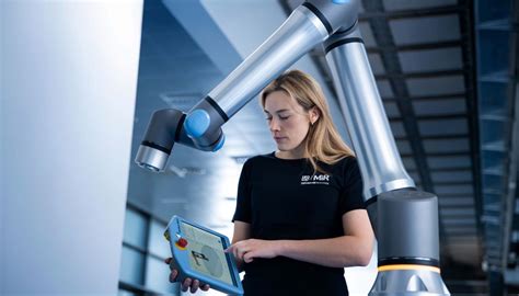 Universal Robots Presenta El Ur15 El Cobot Que Acelera La Productividad En La Industria