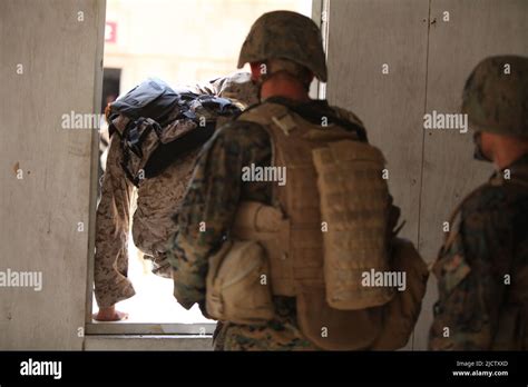 Us Marines With Charlie Company 1st Battalion 8th Marine Regiment
