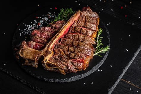 Tbone Atau Tua Wagyu Porterhouse Daging Sapi Panggang Medium Steak