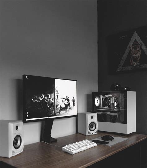 Gaming Room Setup With Dual Monitors