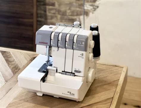 4 Best Self Threading Sergers Reviewed In Detail Winter 2024