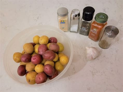 Запеченная молодая картошка Пикник на обочине Книга рецептов