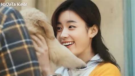 بنت عمياء بتقع في حب شاب وبتحبه من صوته لكن بعد ما بتفتح بتكتشف هو