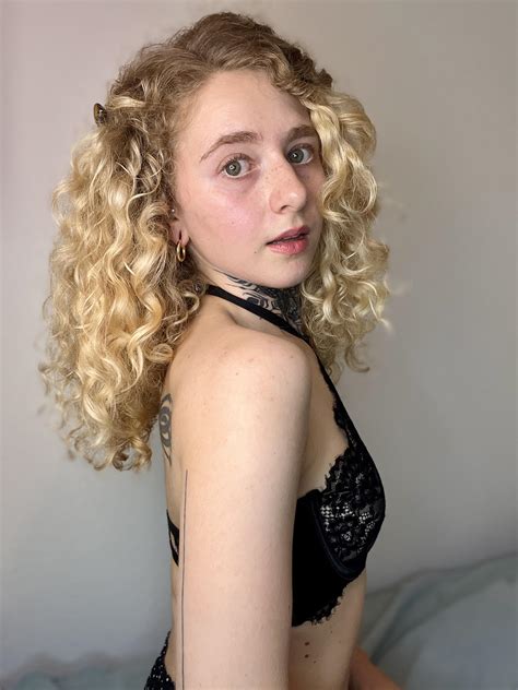 MaryJane Auryn Amateur MIX My Application Photo For Porn Pic