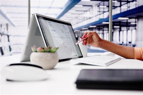 Online Digital E Invoice Stock Image Image Of Software 320524479