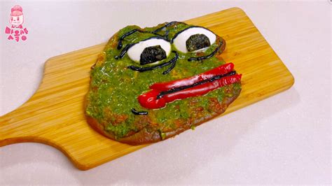 남편에게 슬픈 개구리 페페 피자를 구워줬습니다 음식 갤러리