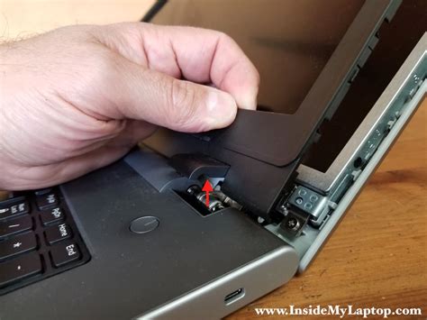 Replacing Lcd Screen On Dell Inspiron Series Inside My Laptop
