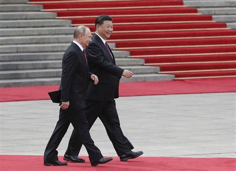 Захарова Посещението на Путин в Китай е съдбоносна стъпка определяща бъдещето на цялата