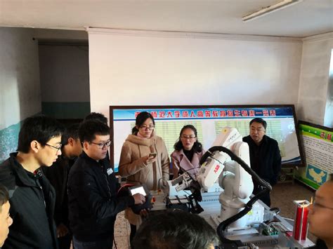 机械臂数字孪生系统 吉林师范大学创新创业教育培训中心科技创新教育研究院