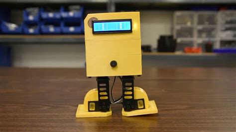 Introducing Robotgeek Chip E Bipedal 3d Printed Arduino Robot Youtube