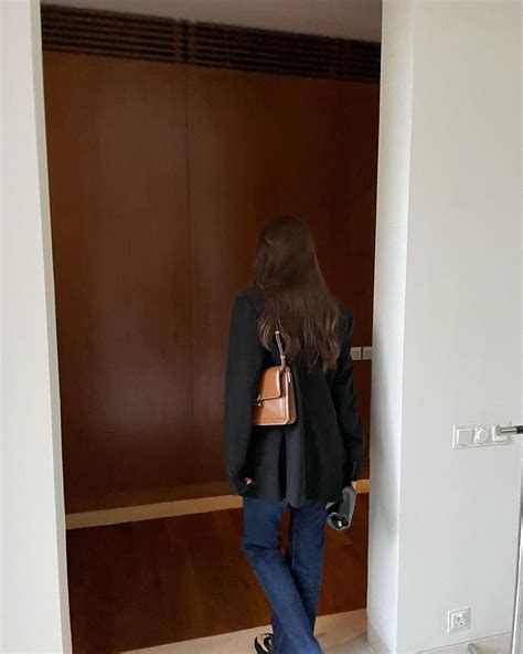 231024 Vousmevoyez Instagram Update Krystal Jung Kpopping