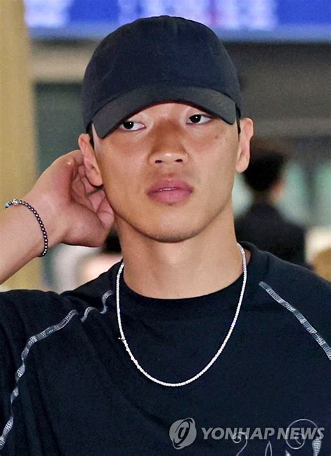 시즌 마친 울버햄프턴 황희찬 연합뉴스