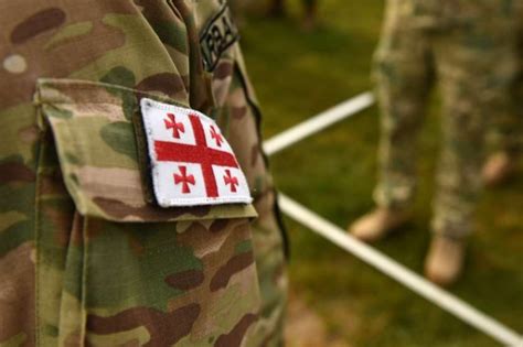 სტუდენტებს სავალდებულო სამხედრო სამსახური აღარ შეეხებათ ცვლილებები კანონპროექტში