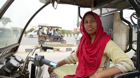 How Indias Electric Rickshaw Revolution Is Forging A Low Carbon Future