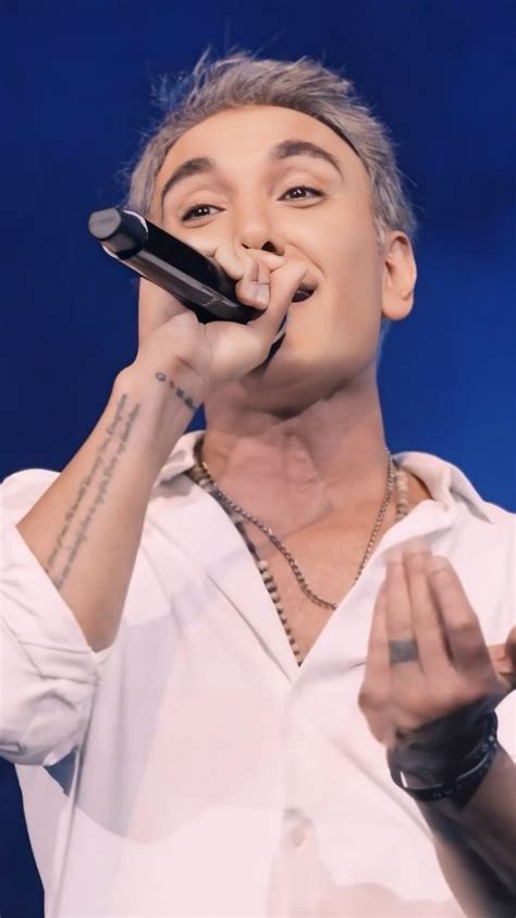 •ᴛᴇxᴛ ɢᴇʀᴀᴘʜʏ• ‎مگه داریم بهتر از این ریمیکس ؟ 🥺🤍 دانلود موزیک در کانال تلگرام کد9 برای دریافت