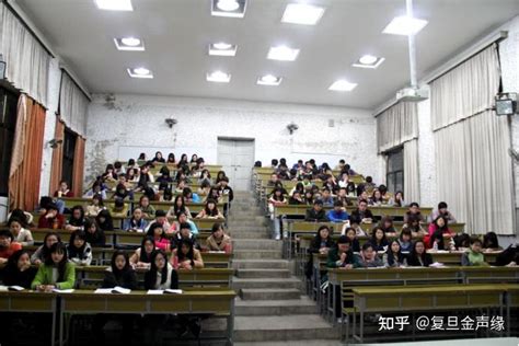 淮师文学院李士金教授做客“拔尖人才班培训讲座” 知乎