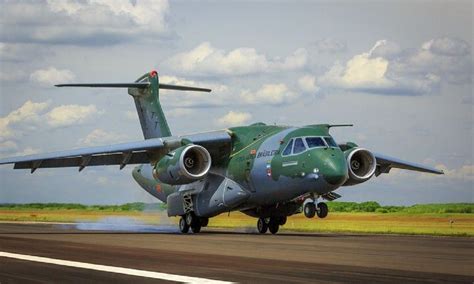 Portugal Apresenta O Avião Brasileiro Embraer Kc 390 Cargueiro Militar é O Maior Avião Já