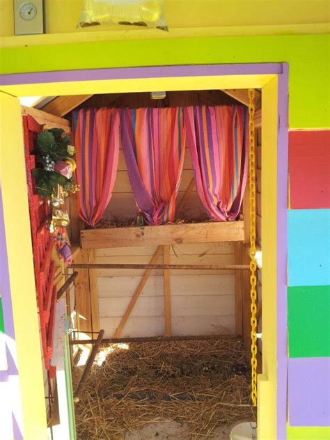 Curtains In Nesting Boxes Nesting Boxes Chickens Chicken Coop